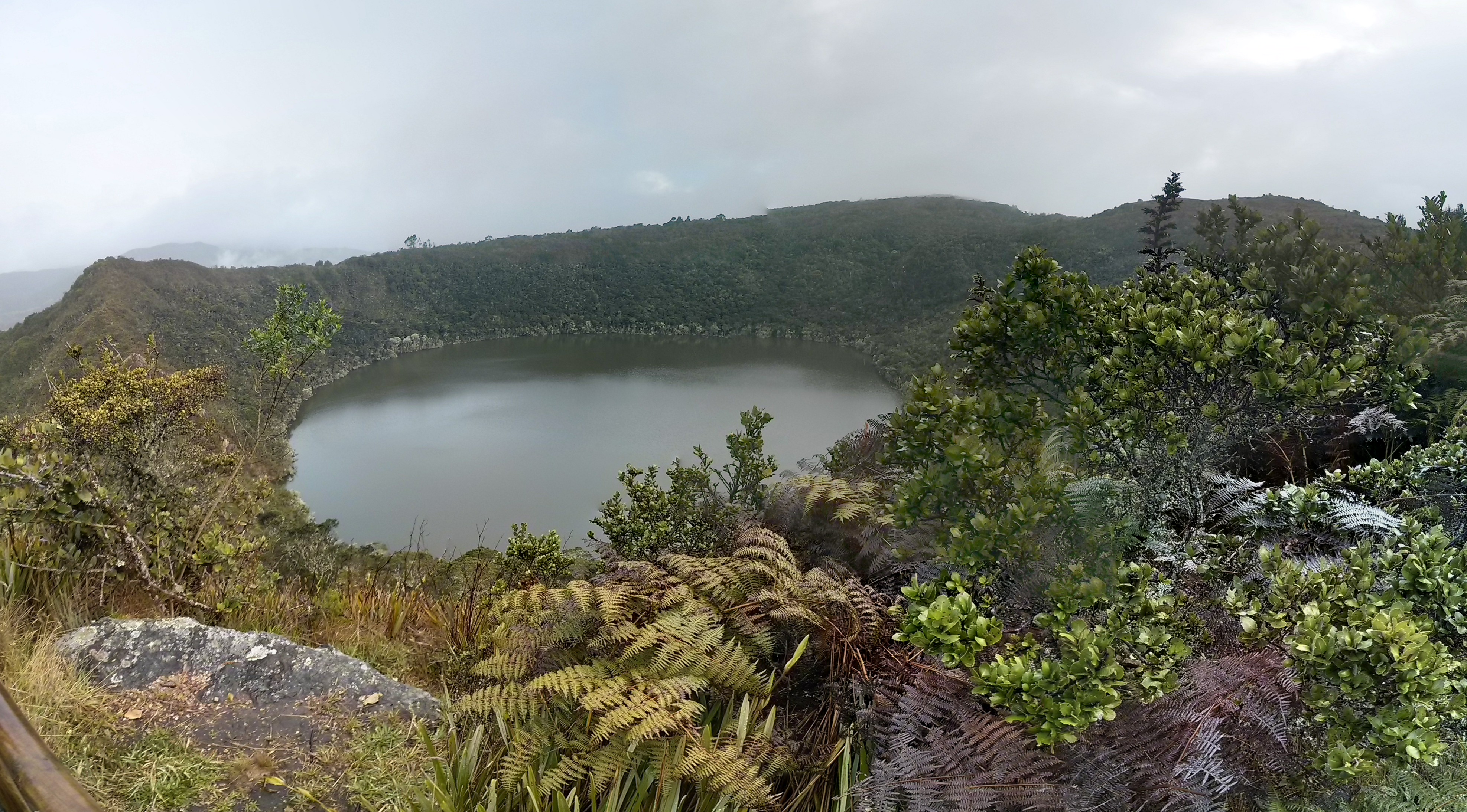 CUCHA : Mujer más bella que el ARCOIRIS | 21 Wonders